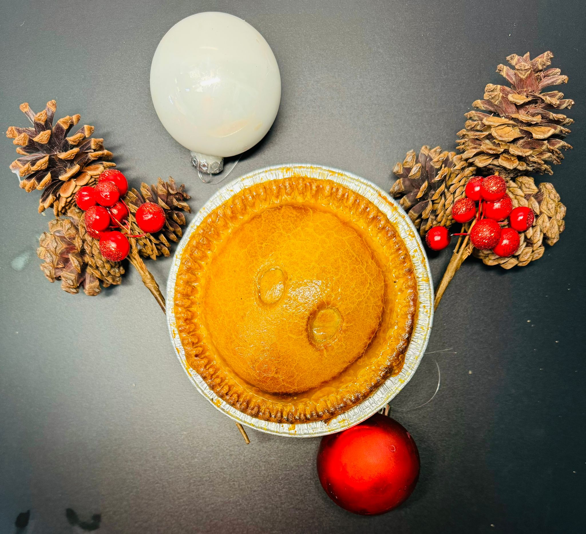 1LB Cooked Stand Pie – Gregorich Butchery