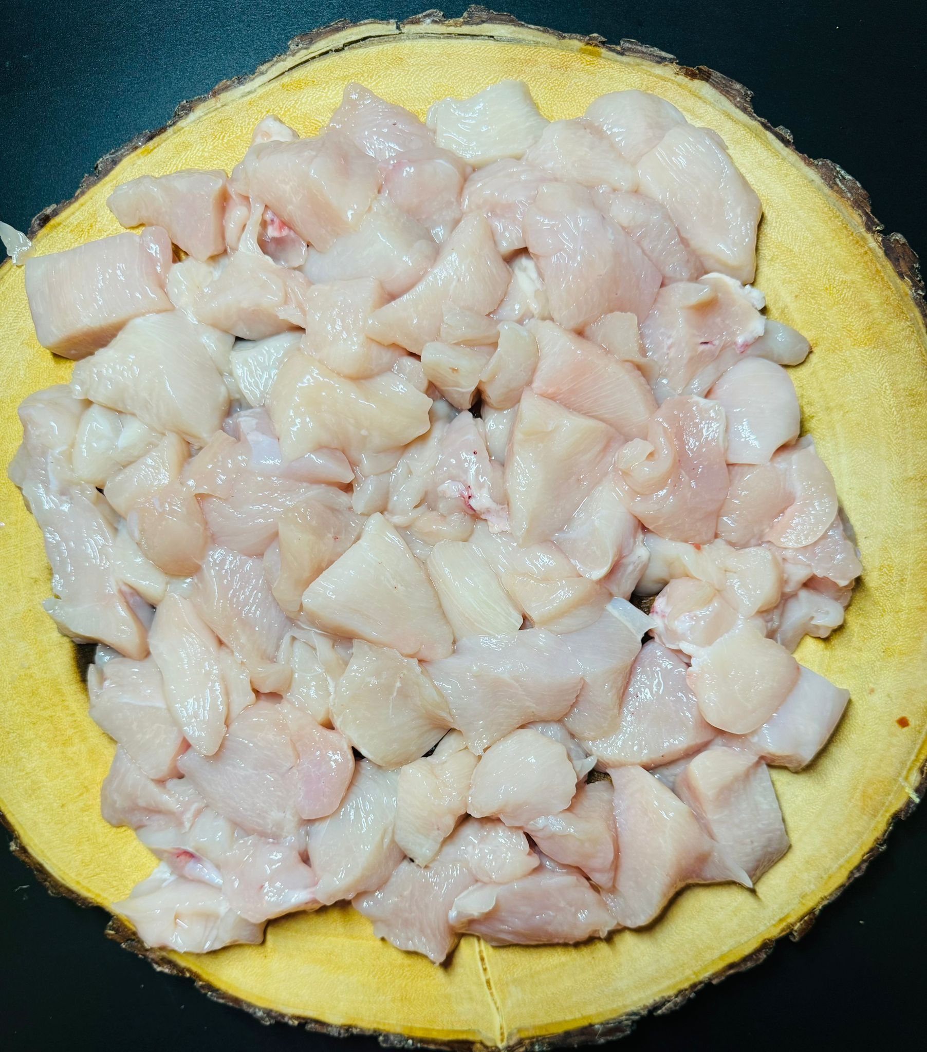 £10 Tray Diced Chicken – Gregorich Butchery